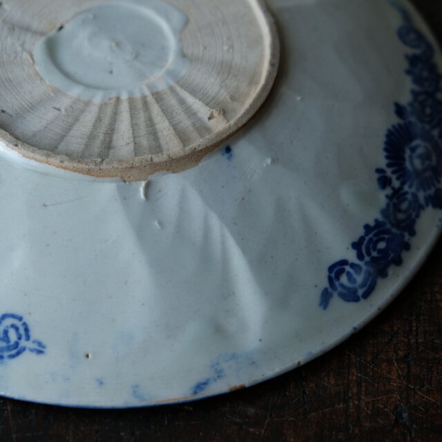 【サマー特価¥1500→¥950】星形の花 瀬戸焼 花文印判中皿 器 骨董/antiques 丁寧な暮らしに。古民家 明治時代 | iichi 日々の暮らしを心地よくするハンドメイドや ...