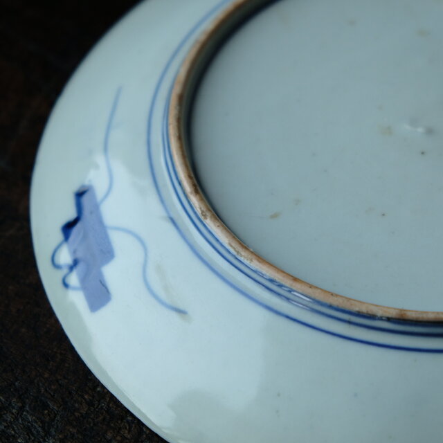 【サマー特価¥2500→¥1500】見込みに巻物 花と蝶と笹の葉。伊万里 巻物文色絵金彩七寸中皿 骨董・antique 明治時代 | iichi 日々の暮らしを心地よくするハンドメイドや ...