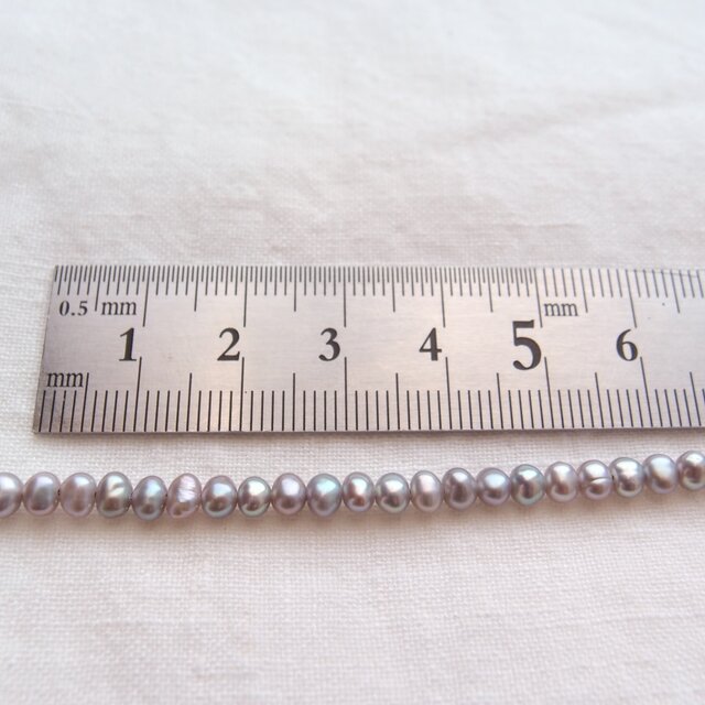 【SV】Gray Pearl Necklace／グレーパール ネックレス | iichi 日々の暮らしを心地よくするハンドメイドやアンティークのマーケットプレイス