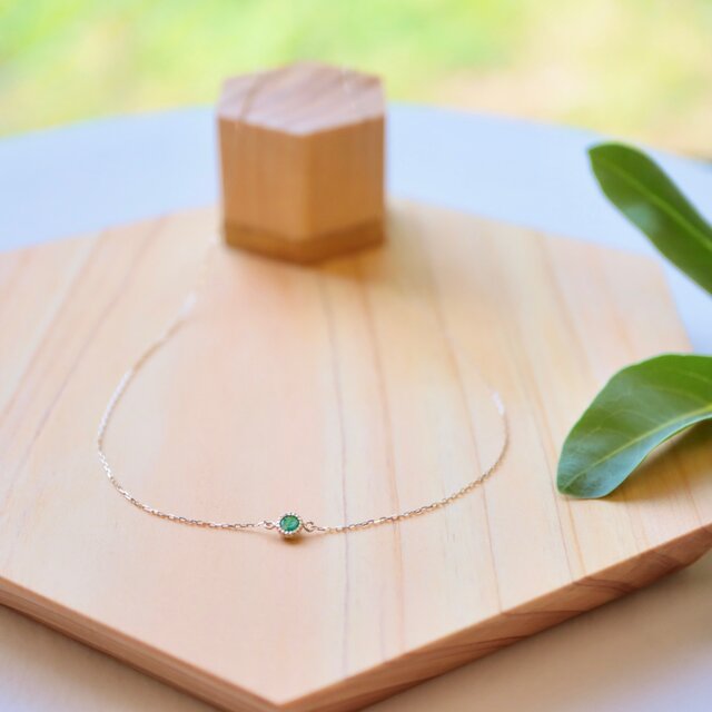 [Sot to] K10 ネックレス【エメラルド】 | iichi 日々の暮らしを心地よくするハンドメイドやアンティークのマーケットプレイス