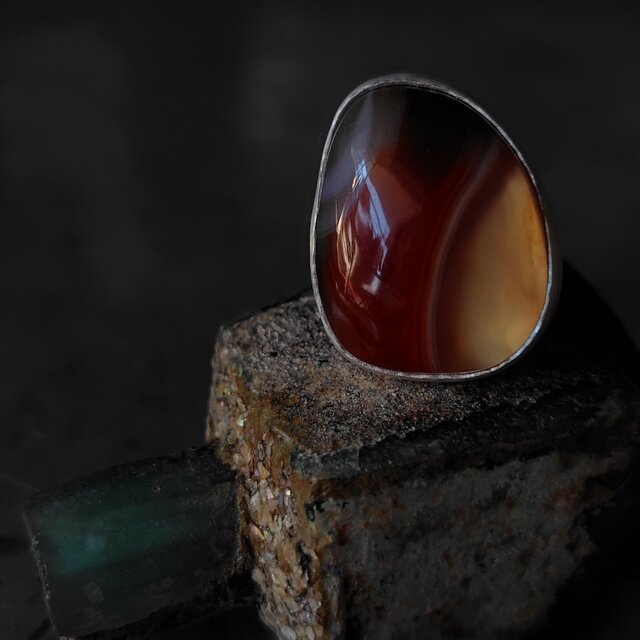 サードニクスシルバーリング#11.5 | iichi 日々の暮らしを心地よくするハンドメイドやアンティークのマーケットプレイス