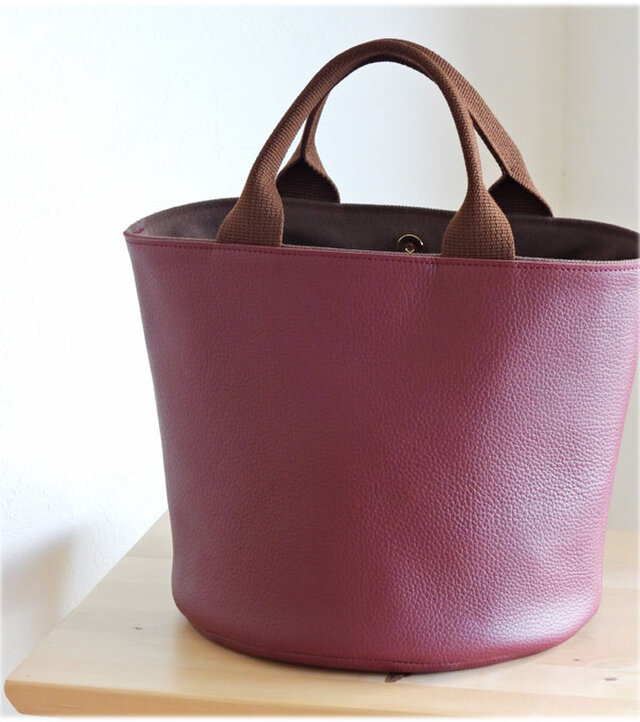 バケツトート ミニ ボルドー | iichi 日々の暮らしを心地よくするハンドメイドやアンティークのマーケットプレイス