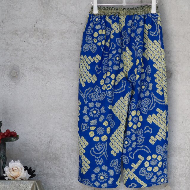 有松絞りの ぷっくらパンツ フリーサイズ 大きめ 着物リメイク | iichi 日々の暮らしを心地よくするハンドメイドやアンティークのマーケットプレイス