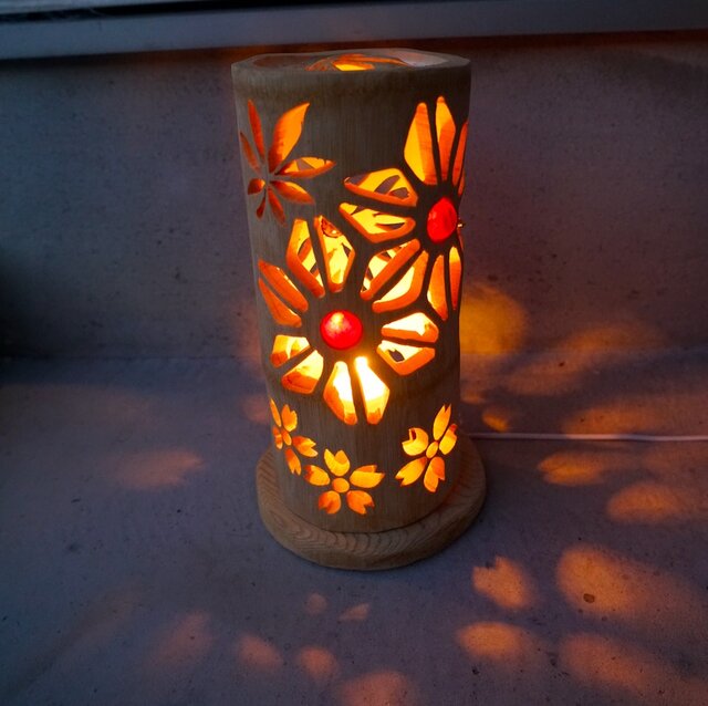 全面彫 竹灯り・竹あかり・竹灯籠 ～～ 癒しの灯り ★彩春秋ビー玉★～～ | iichi 日々の暮らしを心地よくするハンドメイドやアンティークのマーケットプレイス