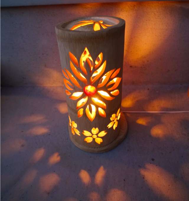 全面彫 竹灯り・竹あかり・竹灯籠 ～～ 癒しの灯り ★彩春秋ビー玉★～～ | iichi 日々の暮らしを心地よくするハンドメイドやアンティークのマーケットプレイス