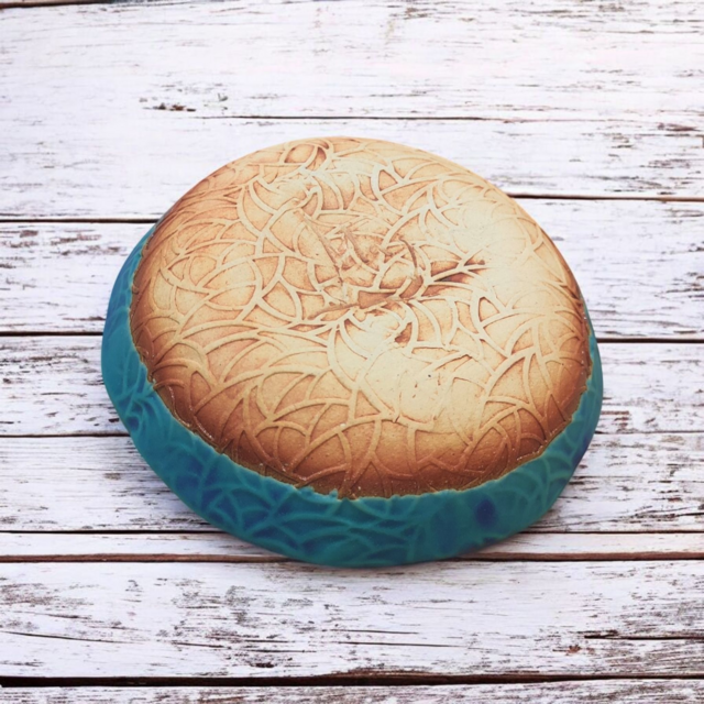 『火色トルコマット小皿2』明るく、楽しく、美味しく！ 2025 | iichi 日々の暮らしを心地よくするハンドメイドやアンティークのマーケットプレイス