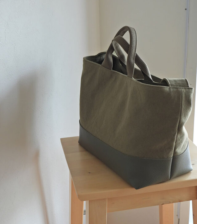 2wayコンビトート オリーブカーキ | iichi 日々の暮らしを心地よくするハンドメイドやアンティークのマーケットプレイス