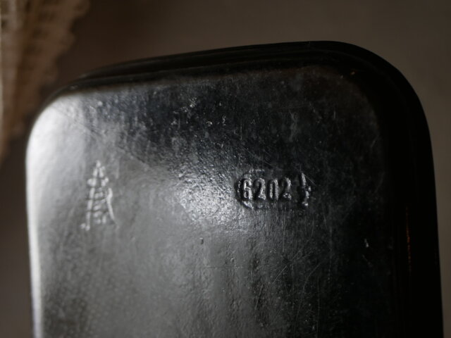 ナポレオン三世 パピエマシェ トレイ フランスアンティーク アンティークのある生活 | iichi 日々の暮らしを心地よくするハンドメイドやアンティークのマーケットプレイス