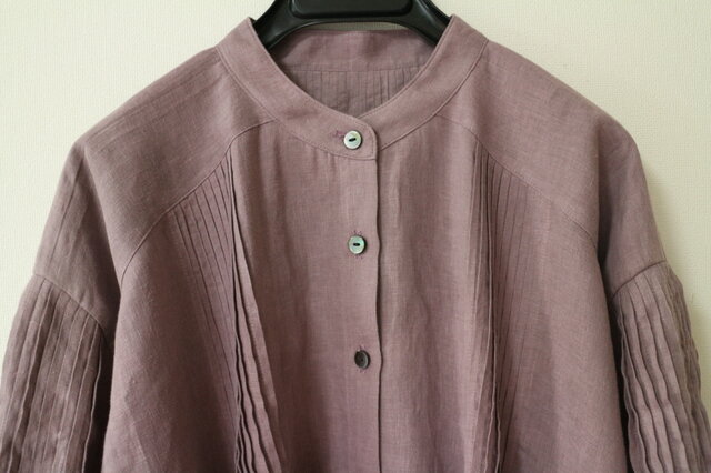 秋★60番リネン100% ピンタックシャツワンピース★一枚限定 | iichi 日々の暮らしを心地よくするハンドメイドやアンティークのマーケットプレイス