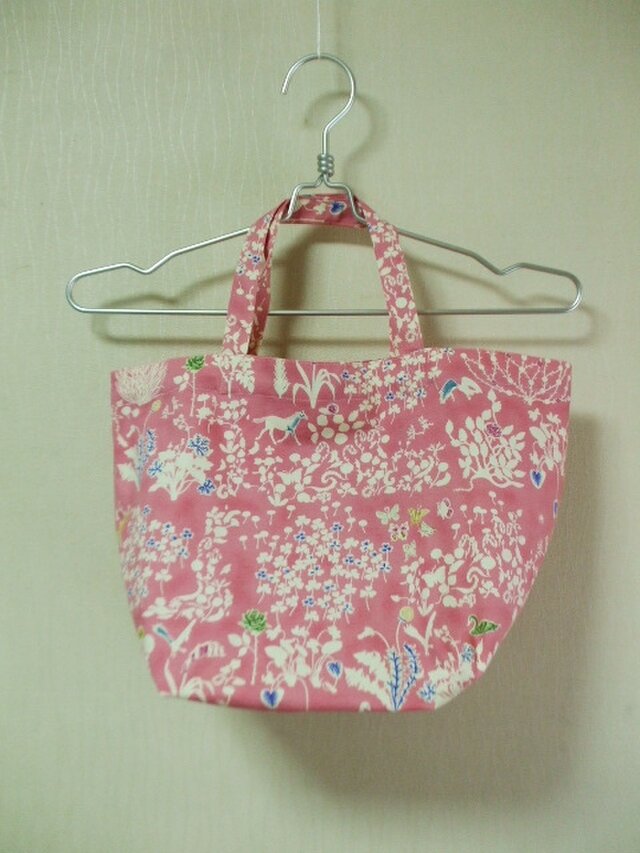 【ラスト1】リバティ ヨシエ（Yoshie) トートバック 綿100％ | iichi 日々の暮らしを心地よくするハンドメイドやアンティークのマーケットプレイス