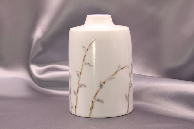 猫柳の小壺 | iichi 日々の暮らしを心地よくするハンドメイドやアンティークのマーケットプレイス