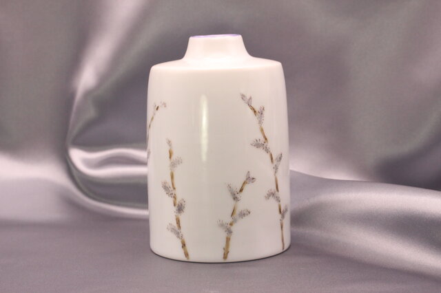 猫柳の小壺 | iichi 日々の暮らしを心地よくするハンドメイドやアンティークのマーケットプレイス