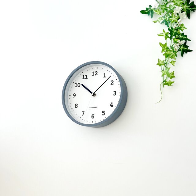 KATOMOKU plywood clock 13 グレー km-84GR 掛け時計 木製 曲げわっぱ | iichi 日々の暮らしを心地よくするハンドメイドやアンティークのマーケットプレイス