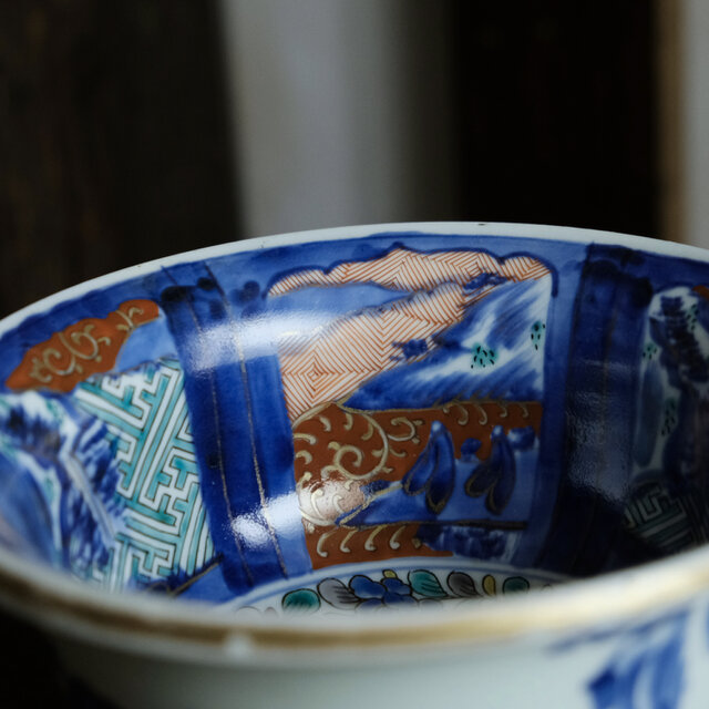 【サマー特価¥9500→¥5500】龍と草花 鮮やかな色合い。伊万里 花龍文染錦金彩深鉢 骨董・antiques 古美術 江戸末 | iichi 日々の暮らしを心地よくするハンドメイドや ...