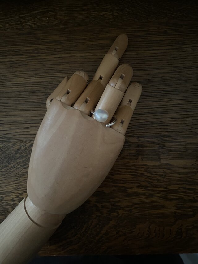 easy ring(fresh water pearl) | iichi 日々の暮らしを心地よくするハンドメイドやアンティークのマーケットプレイス