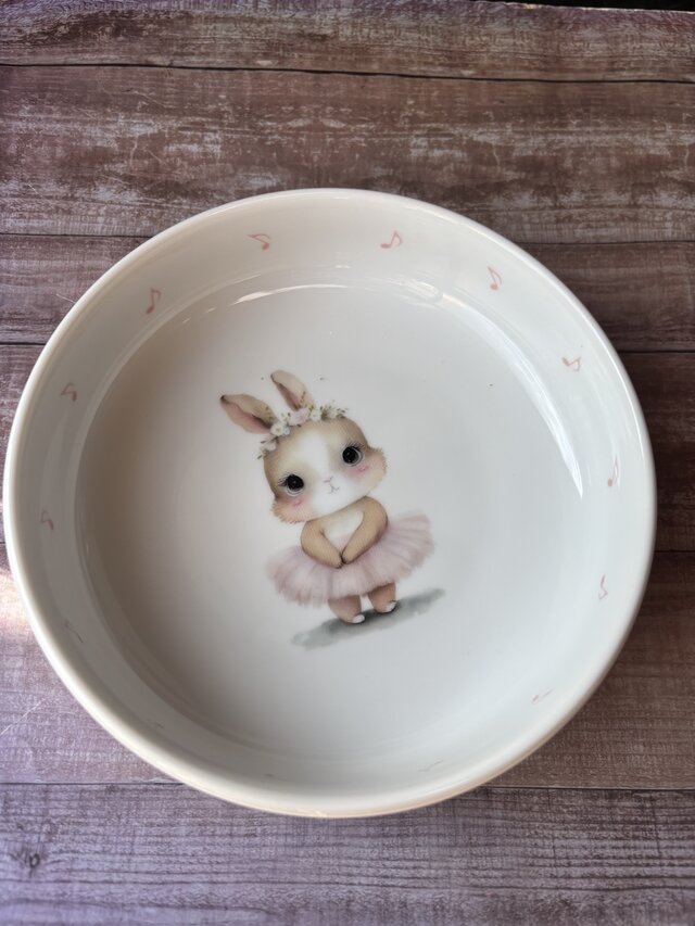 うさぎ ペットフードボウル ペット食器 浅鉢 | iichi 日々の暮らしを心地よくするハンドメイドやアンティークのマーケットプレイス