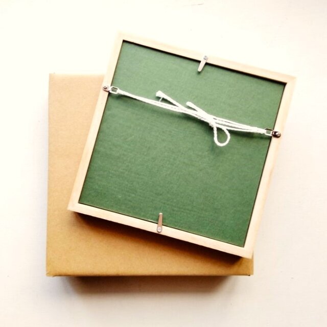 風景画「青い象のいる広場3」原画 水彩 イラスト ※木製額縁入り(18×18㎝） | iichi 日々の暮らしを心地よくするハンドメイドやアンティークのマーケットプレイス