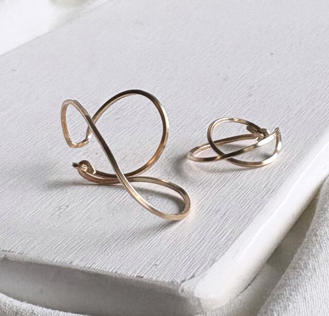 14kgf イヤーカフセット Flame & universe mini | iichi 日々の暮らしを心地よくするハンドメイドやアンティークのマーケットプレイス