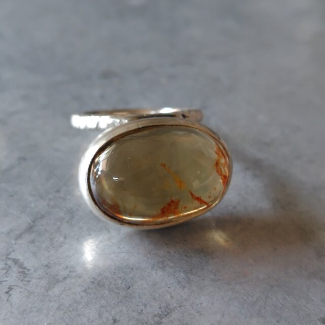 リモナイトインクォーツシルバーリング#12 | iichi 日々の暮らしを心地よくするハンドメイドやアンティークのマーケットプレイス