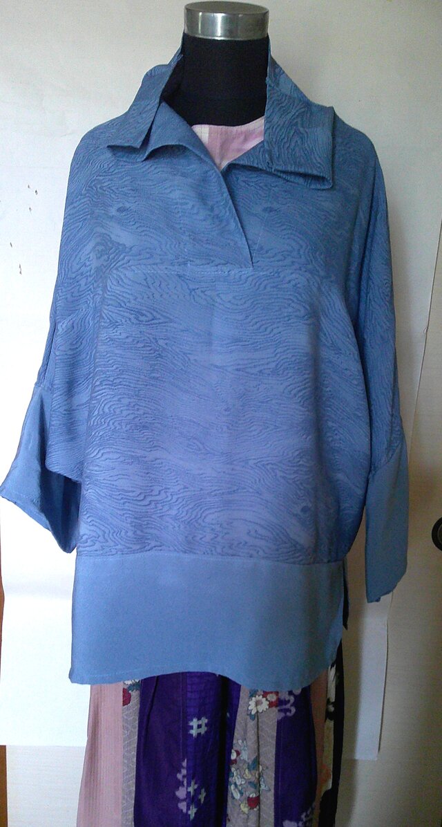 着物リメイク チュニック 3169 | iichi 日々の暮らしを心地よくするハンドメイドやアンティークのマーケットプレイス