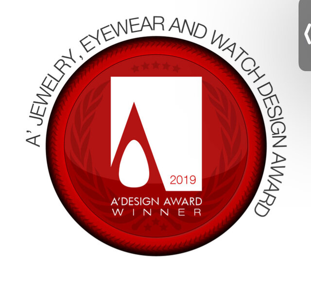 ロンドンブルートパーズ、アイオライト /モチーフネックレス | iichi 日々の暮らしを心地よくするハンドメイドやアンティークのマーケットプレイス