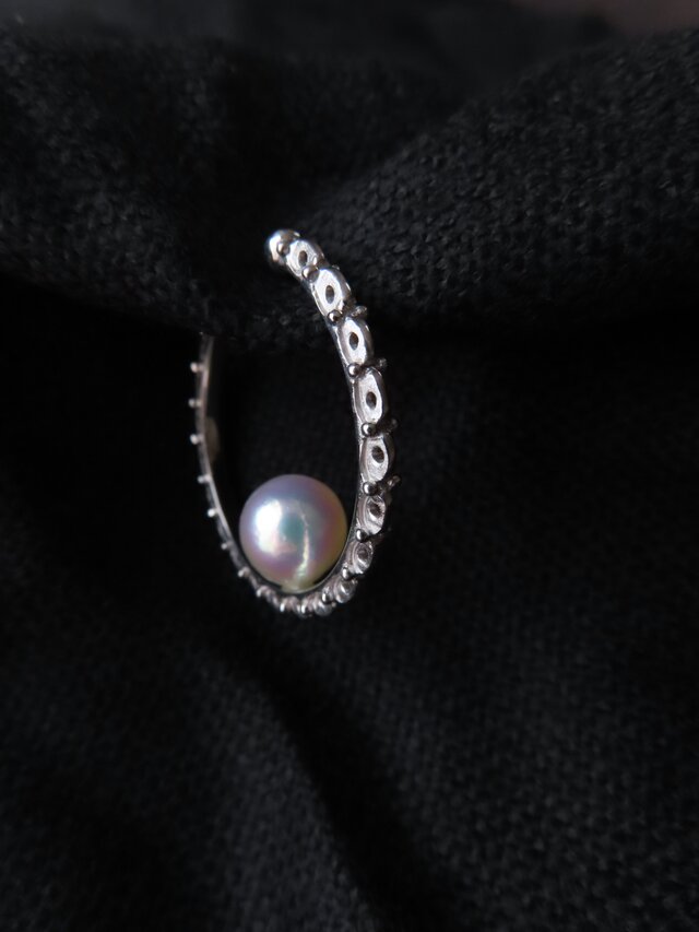 SV Akoya pearl lei Ear cuff | iichi 日々の暮らしを心地よくするハンドメイドやアンティークのマーケットプレイス