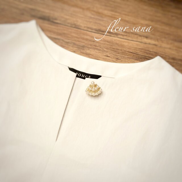 aurora knot オーロラノットのブローチ〈gold〉 | iichi 日々の暮らしを心地よくするハンドメイドやアンティークのマーケットプレイス