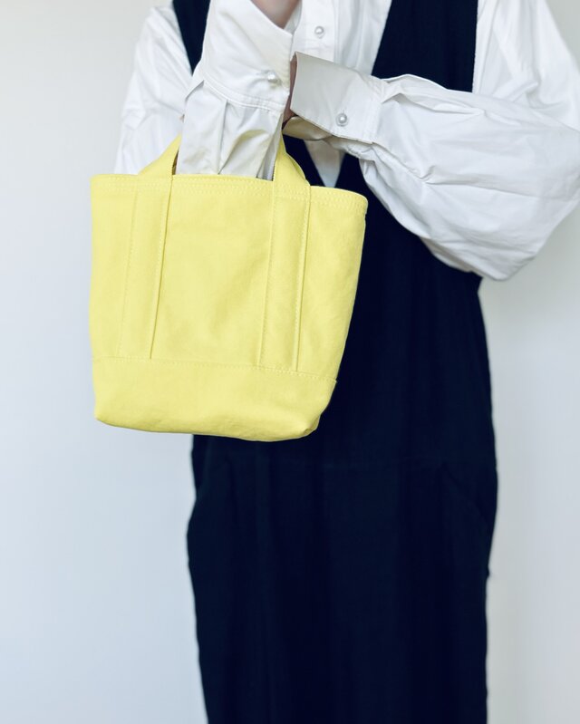 TOTE BAG -bicolor-(S) / ecru × mustard | iichi 日々の暮らしを心地よくするハンドメイドやアンティークのマーケットプレイス