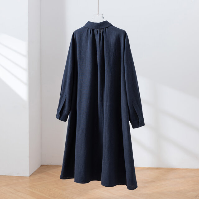 大人の上品な可愛らしさを演出 丸襟ワンピース ロングワンピース リネンワンピース 紺色 250918-4 | iichi 日々の暮らしを心地よくするハンドメイドやアンティークのマーケットプレイス
