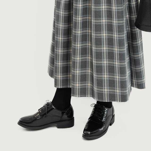 クラシカルに端正に 大人の上質タータンチェック ロングスカート グレー RENEE-SK | iichi 日々の暮らしを心地よくするハンドメイドやアンティークのマーケットプレイス