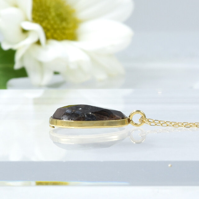 K18 ブラックサファイア ペンダント CK068CIBSN | iichi 日々の暮らしを心地よくするハンドメイドやアンティークのマーケットプレイス