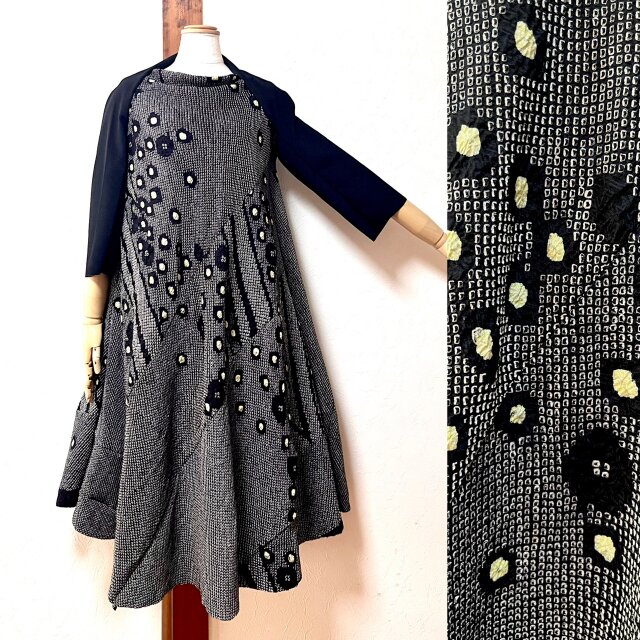 絞りのアンサンブルワンピース 着物リメイク | iichi 日々の暮らしを心地よくするハンドメイドやアンティークのマーケットプレイス