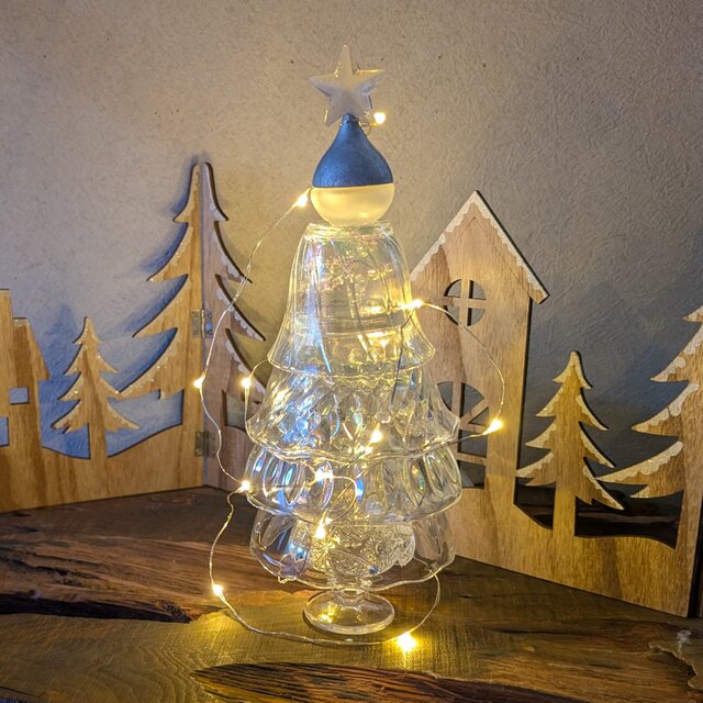 ガラスのクリスマスツリー | iichi 日々の暮らしを心地よくするハンドメイドやアンティークのマーケットプレイス