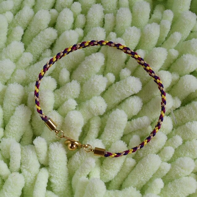 組紐「秋の七草」ブレスレット（No.25AW-1012） | iichi 日々の暮らしを心地よくするハンドメイドやアンティークのマーケットプレイス