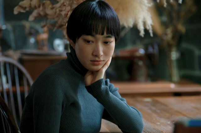 【榊(サカキ)染め】Organic Cotton無縫製 Cuff borderリブタートルセーター | iichi 日々の暮らしを心地よくするハンドメイドやアンティークのマーケットプレイス