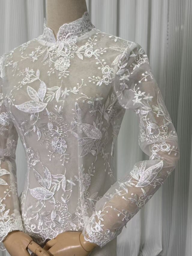 エレガント ボレロ ロングスリーブ ハイネック リーフ刺繍 ファスナー 結婚式/披露宴 | iichi 日々の暮らしを心地よくするハンドメイドやアンティークのマーケットプレイス