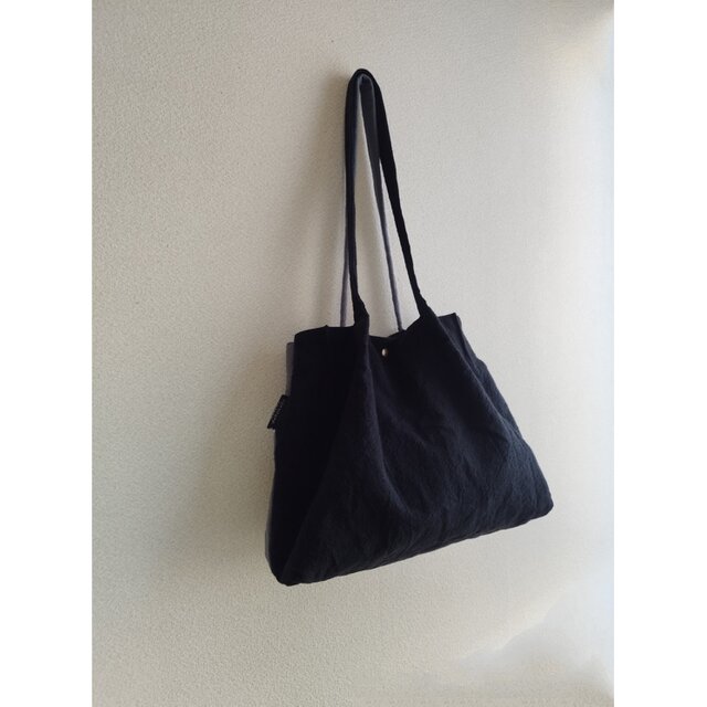 持ち手長めな ショルダーバッグ | iichi 日々の暮らしを心地よくするハンドメイドやアンティークのマーケットプレイス