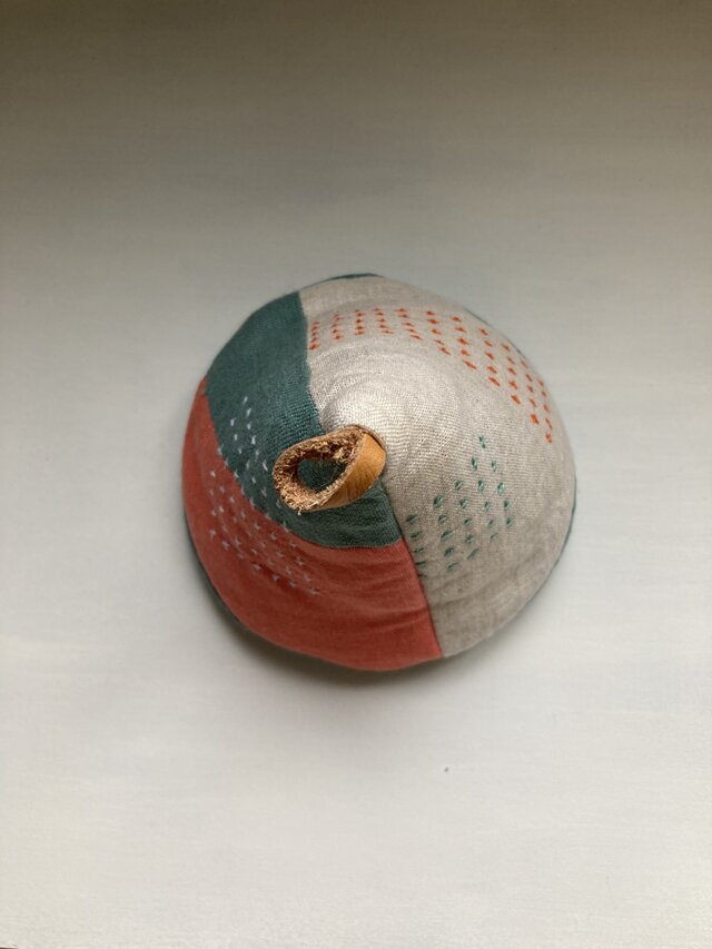 テトラ鍋つかみ orange&green | iichi 日々の暮らしを心地よくするハンドメイドやアンティークのマーケットプレイス