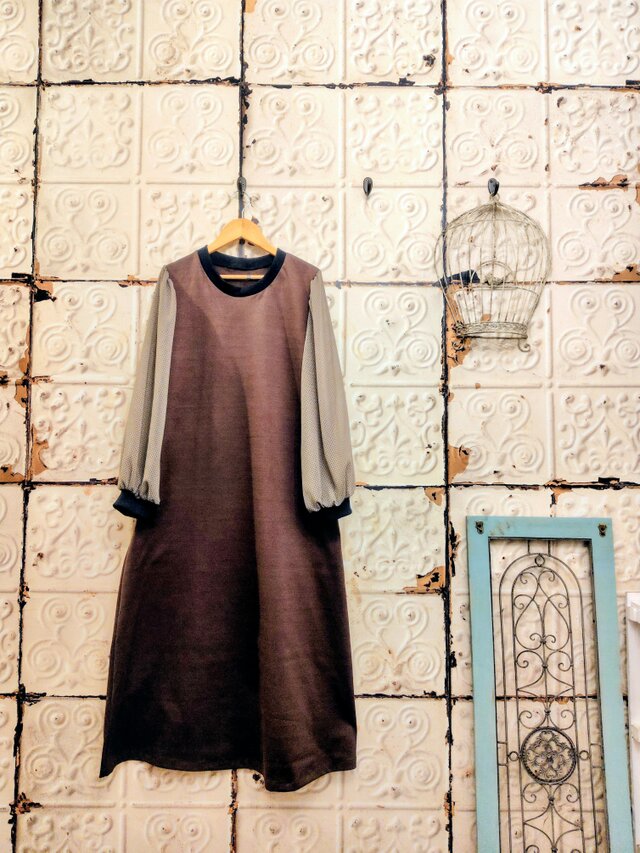 焦げ茶カットソー＆シースルードットパフスリーブワンピース | iichi 日々の暮らしを心地よくするハンドメイドやアンティークのマーケットプレイス