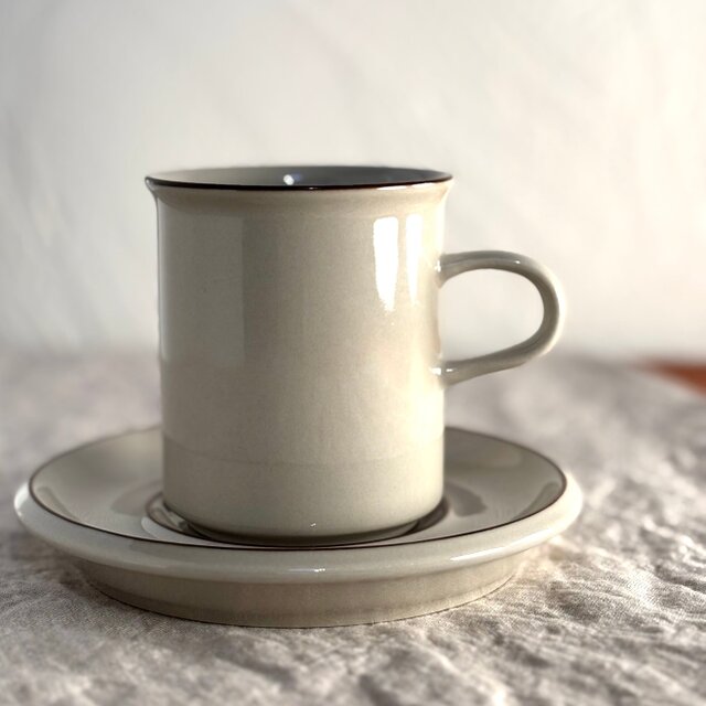ARABIA Fennica coffee C&S アラビア フェニカ フェンニカ コーヒーカップ＆ソーサー | iichi 日々の暮らしを心地よくするハンドメイドやアンティークのマーケットプレイス