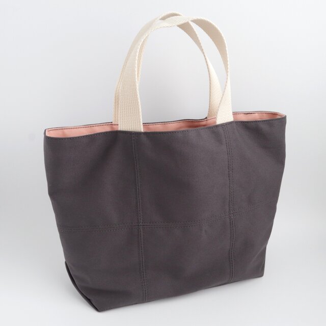 セール 【送料無料】やわらか帆布のパッチワークトートバッグ 在庫限り 帆布バッグ グレー×ピンク No.402 | iichi 日々の暮らしを心地よくするハンドメイドやアンティークのマーケットプレイス