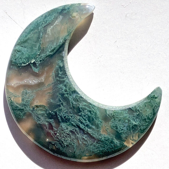穴あきモスアゲート月形[m28] 34x16mm 27Cts ルース／天然石／カボション | iichi 日々の暮らしを心地よくする ...