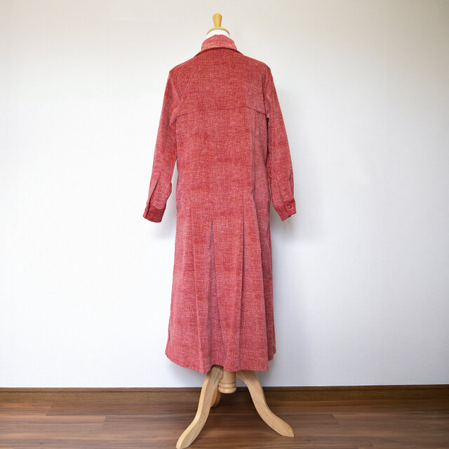 【完全一点物】プリーツタックワンピース（レッドチェックコーデュロイ） | iichi 日々の暮らしを心地よくするハンドメイドやアンティークの ...