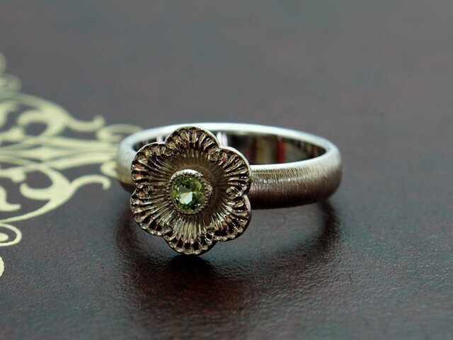 Fiore - リング 11号(ペリドット) fio-r00pd | iichi ハンドメイド・クラフト作品・手仕事品の通販