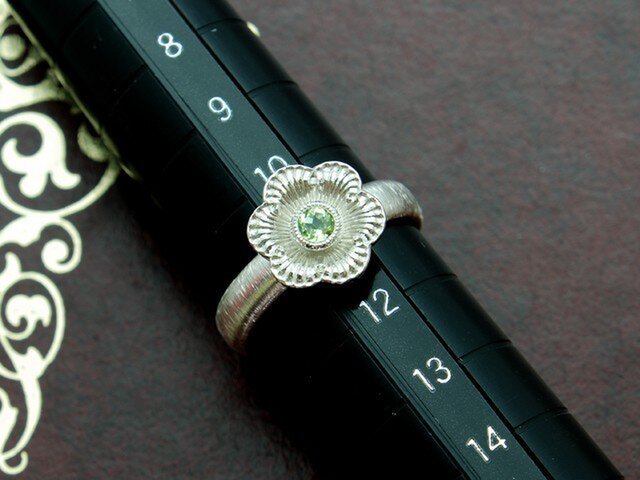 Fiore - リング 11号(ペリドット) fio-r00pd | iichi ハンドメイド・クラフト作品・手仕事品の通販