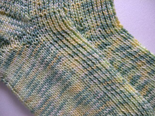 春夏用手編み靴下【ｶﾀｰﾆｱ･ｶﾗｰ0076】 | iichi ハンドメイド・クラフト作品・手仕事品の通販