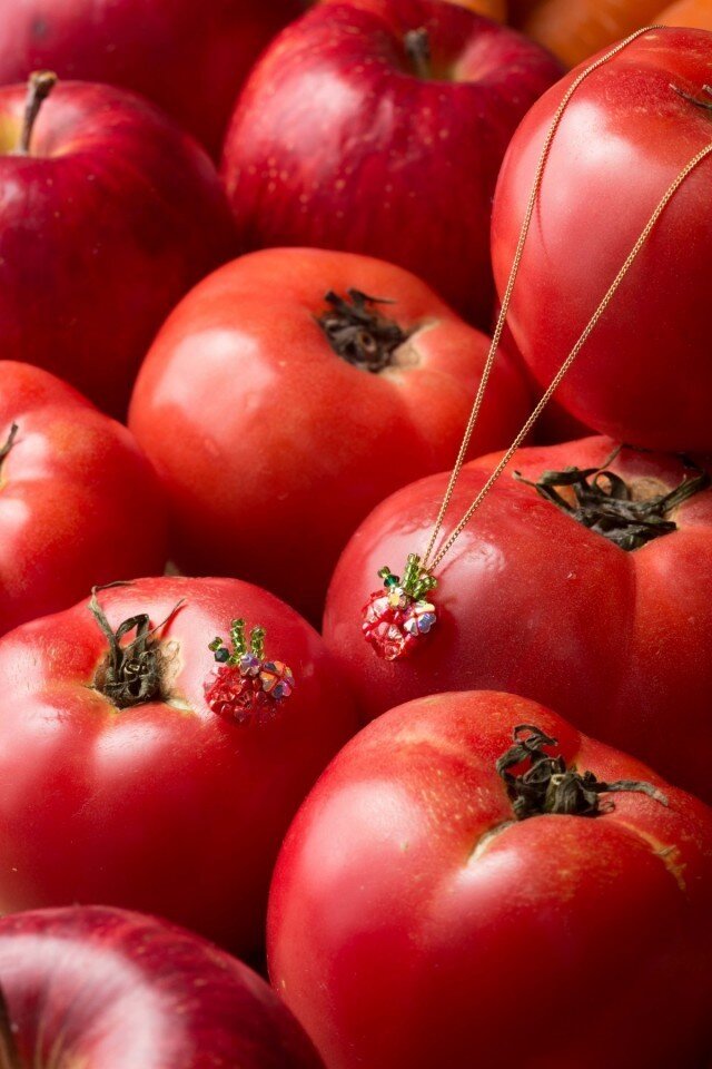 『野菜モチーフのアクセサリー/ピアス』 tomato | iichi ハンドメイド・クラフト作品・手仕事品の通販