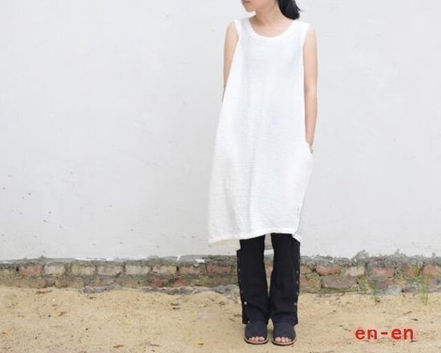 en-en裾アシンメトリーワンピースホワイト | iichi 日々の暮らしを心地よくするハンドメイドやアンティークのマーケットプレイス