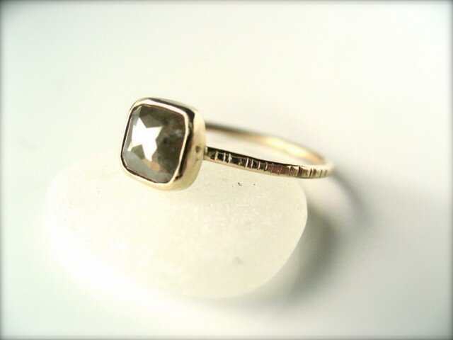 Beige Gray Diamond Ring 14k | lily & co. | ハンドメイド通販 iichi（いいち）