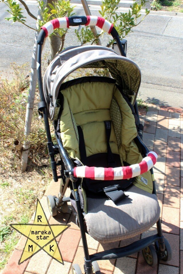 №307 ベビーカーフロントガードカバー赤×オフホワイトボーダー | iichi 日々の暮らしを心地よくするハンドメイドやアンティークのマーケットプレイス